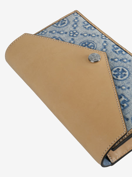TORY BURCH - Women T Monogram Denim Envelope Chain Wallet – Atelier New ...
